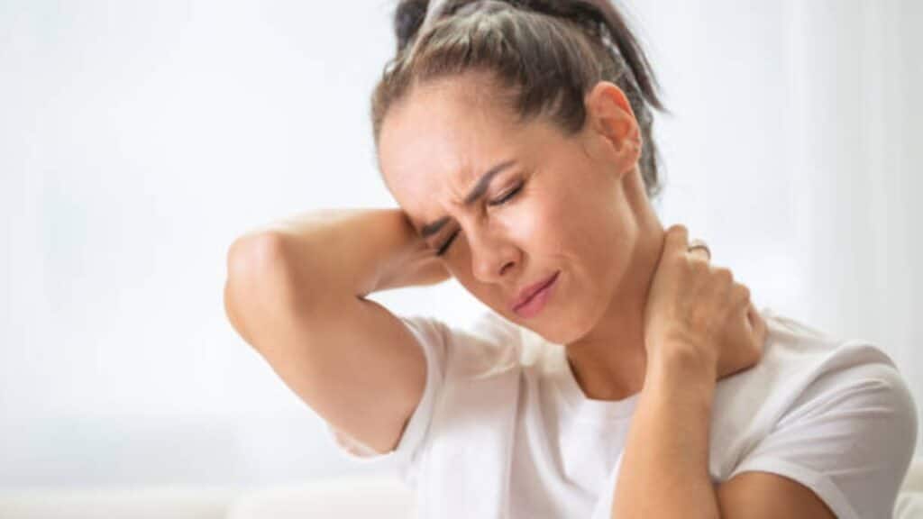 Human Growth Hormone vs. Testosterone: All You Need To Know | HRT